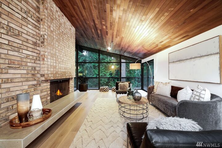 Home for sale in Bellevue: 12227 SE 12th St., Bellevue, WA 98005