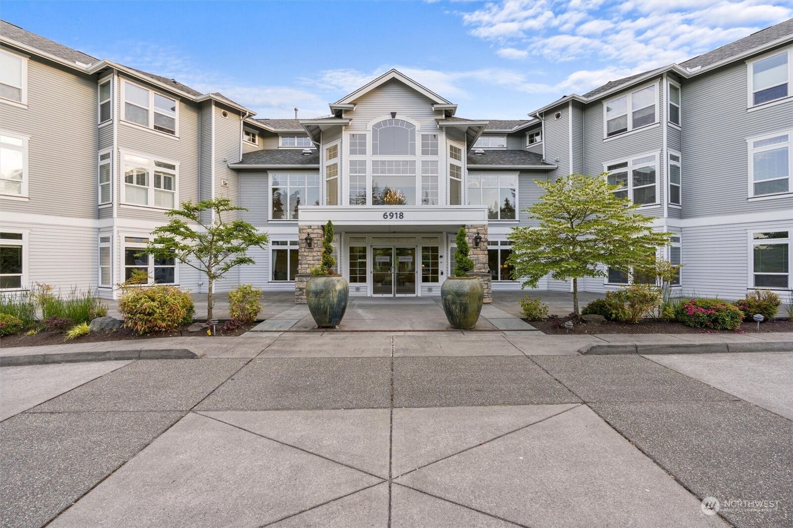 2 bed Lynnwood home for sale: 6918 208th Street SW 101, Lynnwood, WA 98036