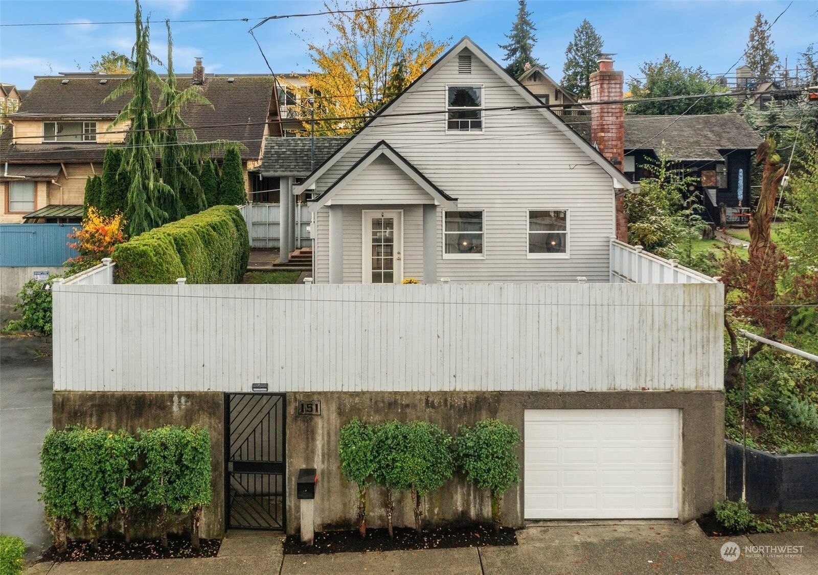 House for sale in Seattle: 151 N 79th Street, Seattle, WA 98103