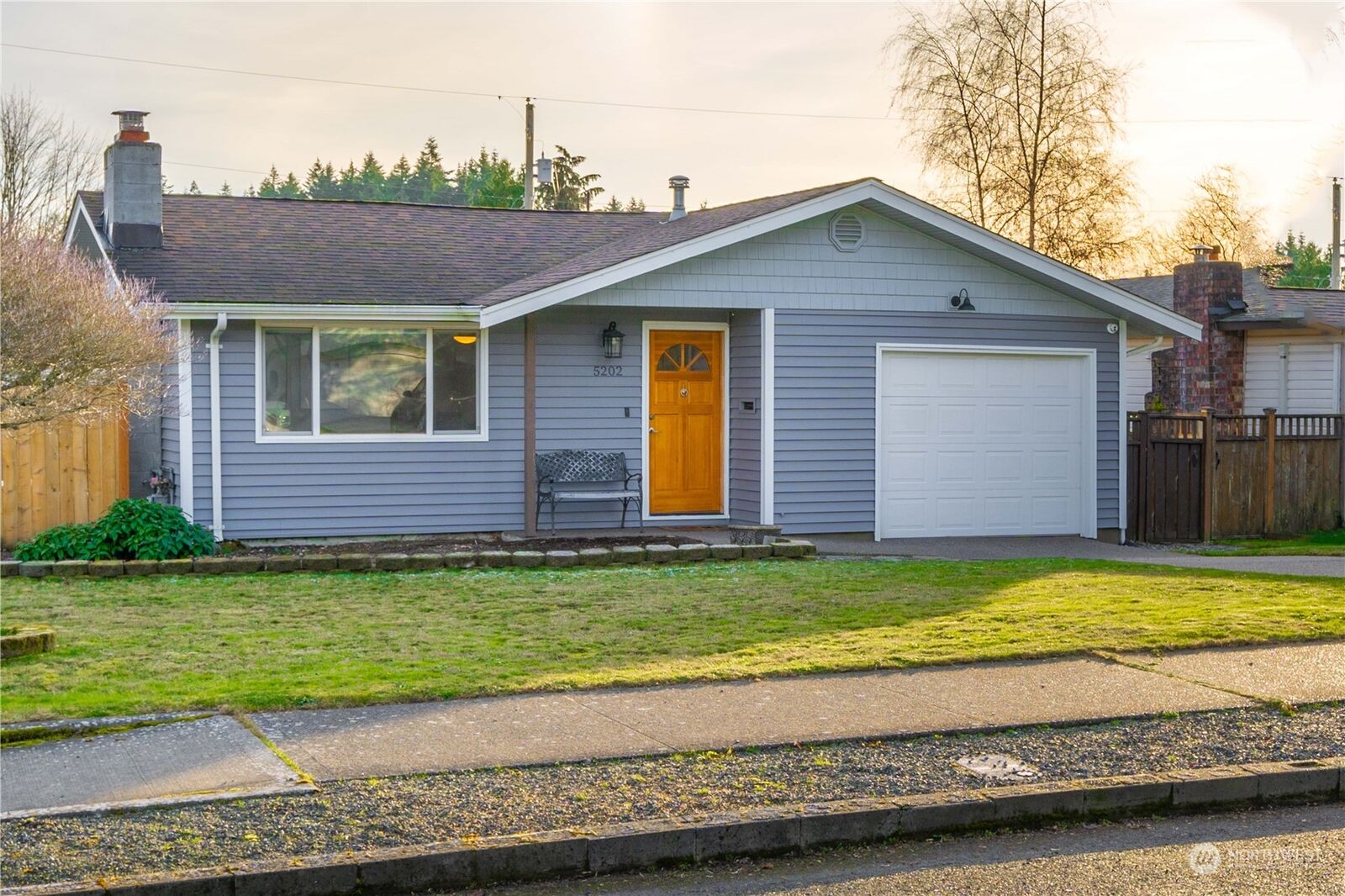 House for sale in Tacoma: 5202 S 10th Street, Tacoma, WA 98465