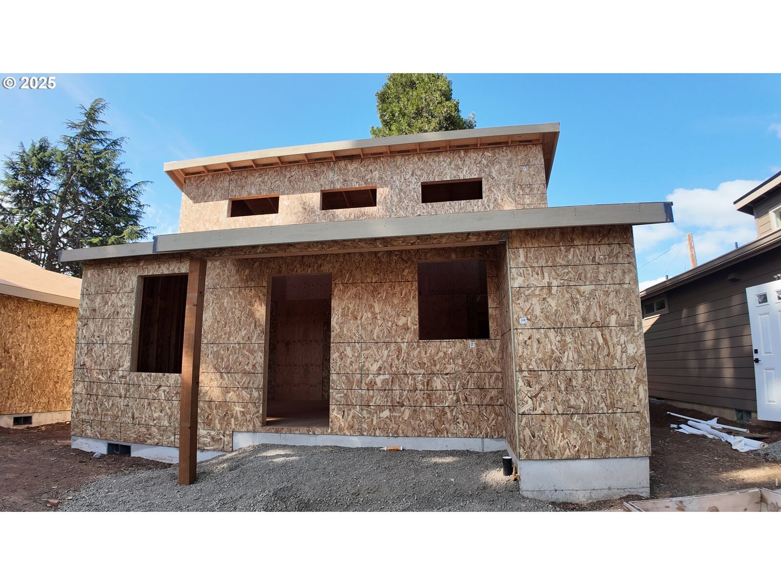 MLS#514683420: 12288 Meadowlawn Dr, Oregon City, OR 97045