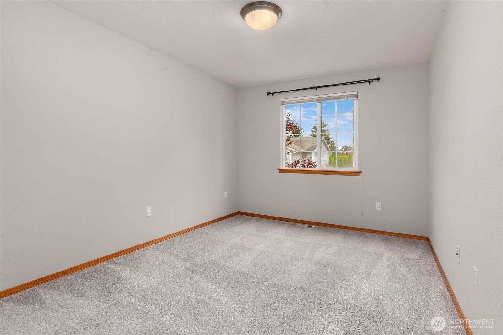3 bed Everett home for sale: 2629 123rd Place SW B, Everett, WA 98204