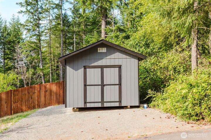 3 bed Port Orchard home for sale: 7891 SW Conifer Lane, Port Orchard ...