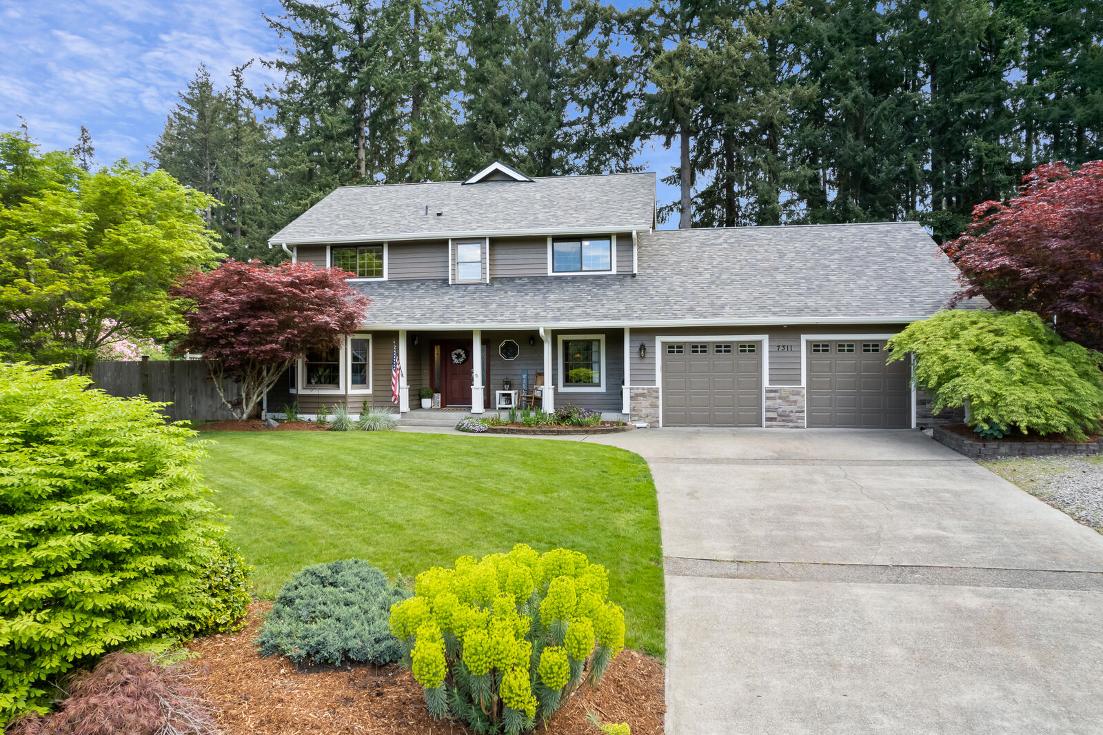 Home for sale in Puyallup: 7311 141st Street Ct E, Puyallup, WA 98373